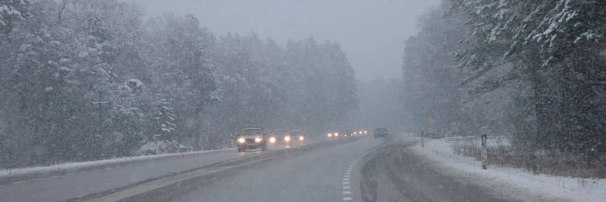 10 Tips On Driving An RV In Heavy Winds | RV Lifestyle